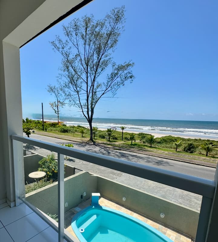 Sobrado Frente Ao Mar - Acorde Com O Som Das Ondas - Matinhos