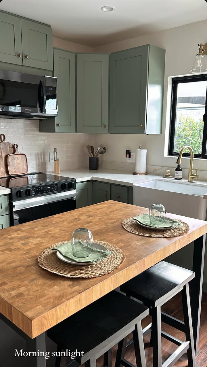 Mid-century Modern Casa Loma With Ev Charger - Rancho Cucamonga, CA