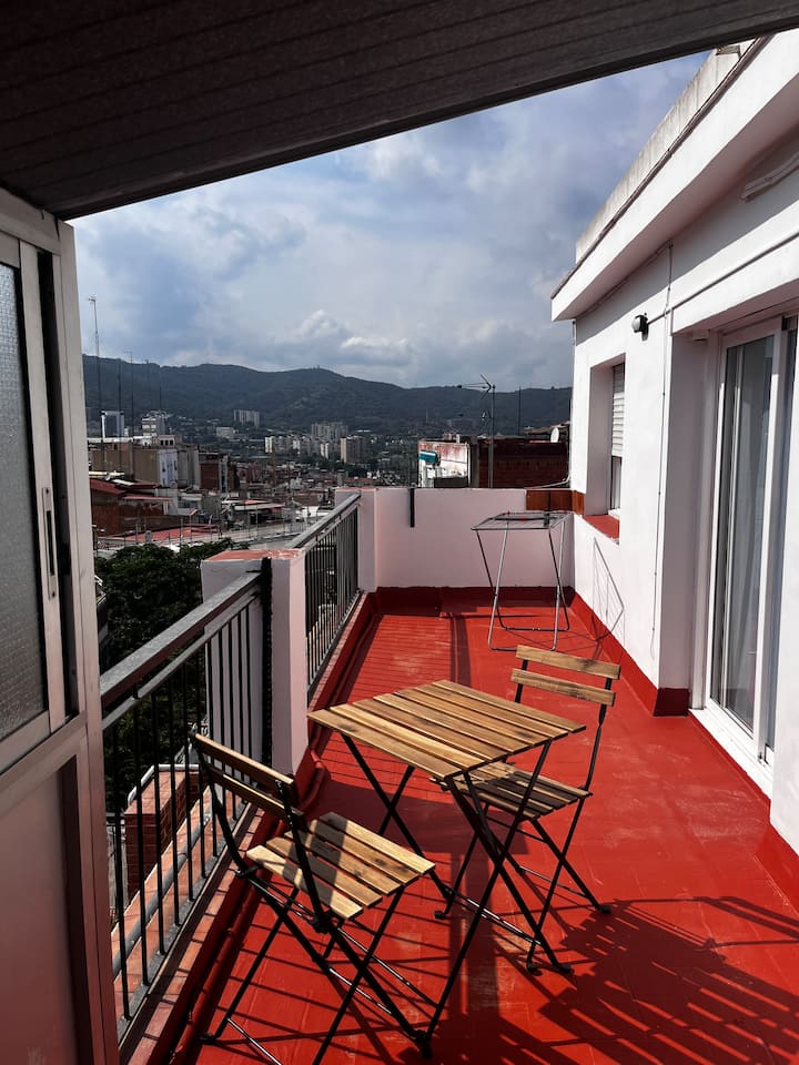 Sat- 2 Penthouse With Views & Terrace - Barcelona