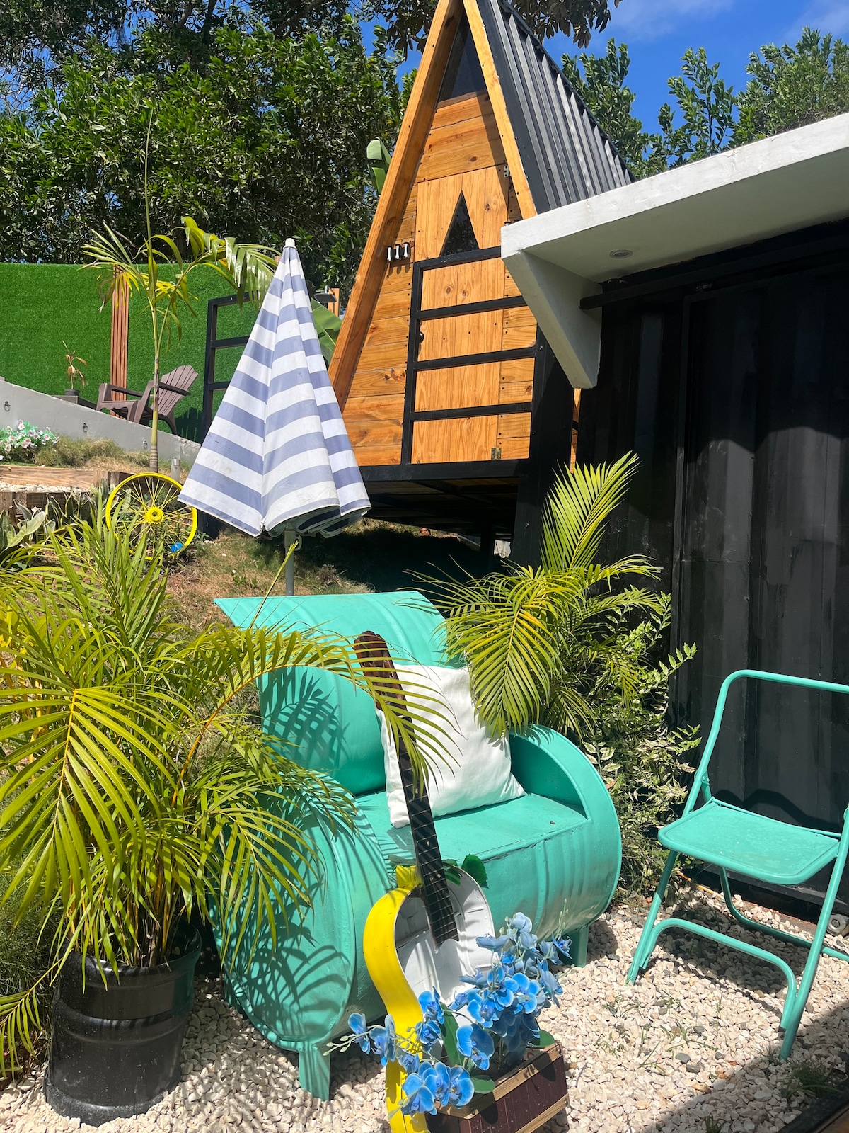Ocasio ecolodge un paraíso acogedor y minimalista. - Shipping ...