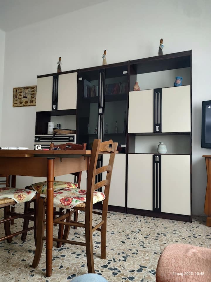 Alloggio Centrico Spiaggia A 100 Mt. Iun R 8527. - Posada