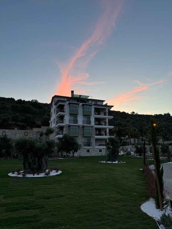 Valinor Urla Apartment 8 (1+1) - Balıklıova