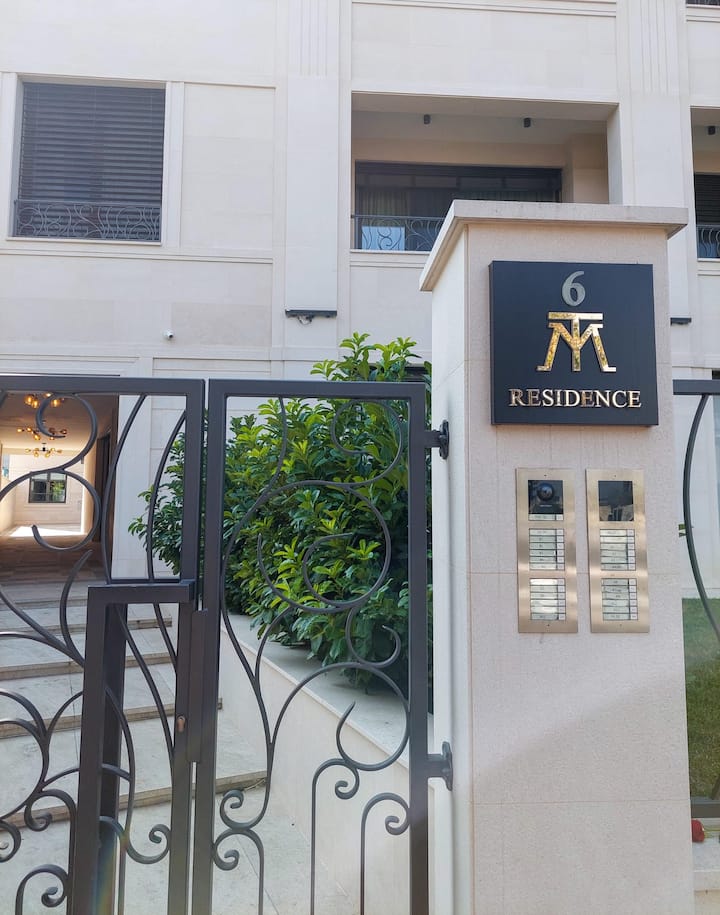 Penthouse Experience In Dedinje - 貝爾格勒