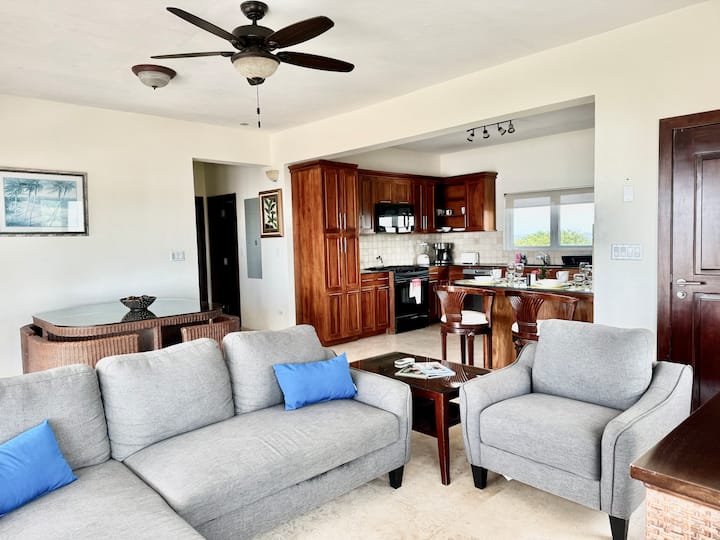 2bdrm/2nd Floor/ac/wifi/kitchen/w&d/steps To Beach - Anguilla