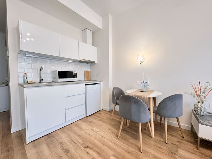 Lovely Studio In White Sails | Mavi Guest - Batum