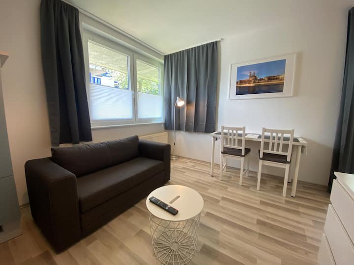 Dein Zuhause In Der Ferne 1 - Magdeburg