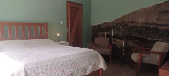 Simpática Suíte Na Pedra 200m Do Parque Do Grajaú - Rio de Janeiro