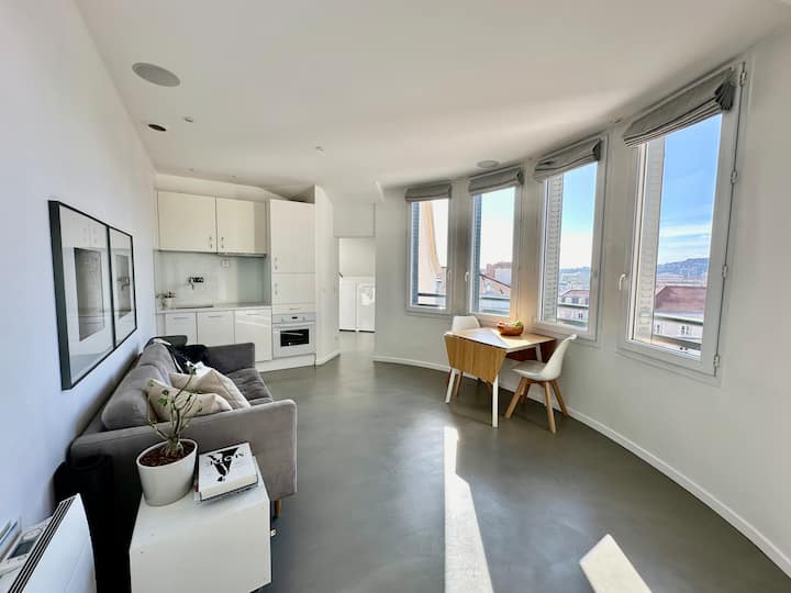 Rue De Marseille Appartement Dernière éTage - Lyon