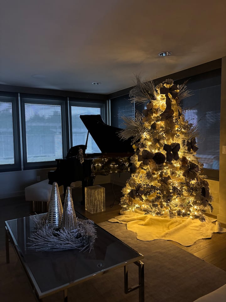 Mid-century Modern Oasis In Madrid - Ledges State Park, Madrid