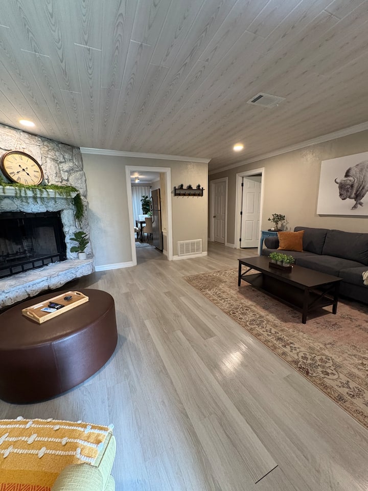 2bedroom - Work <Away> From Home - Nederland, TX