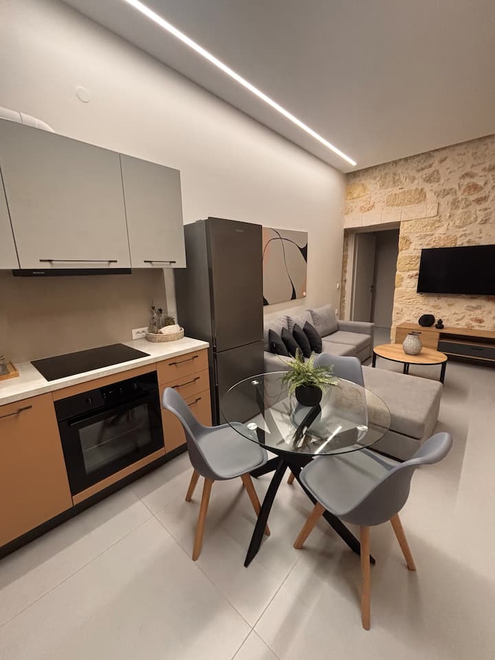 Silver Luxury Home, Detached House In Chania Cente - La Canée