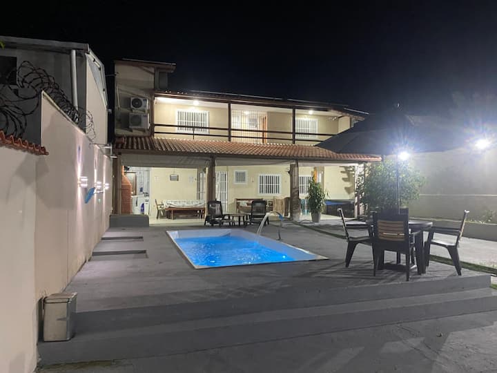 Casa Com Piscina Em Setiba - Espírito Santo