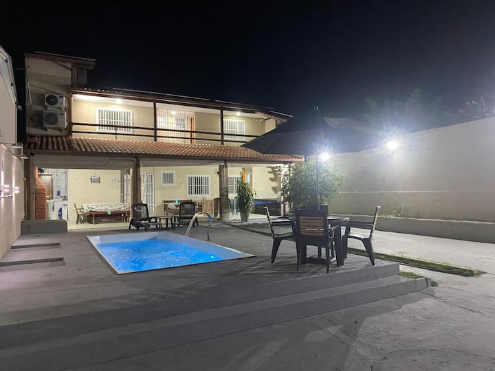 Casa Com Piscina Em Setiba - Espírito Santo (estado)
