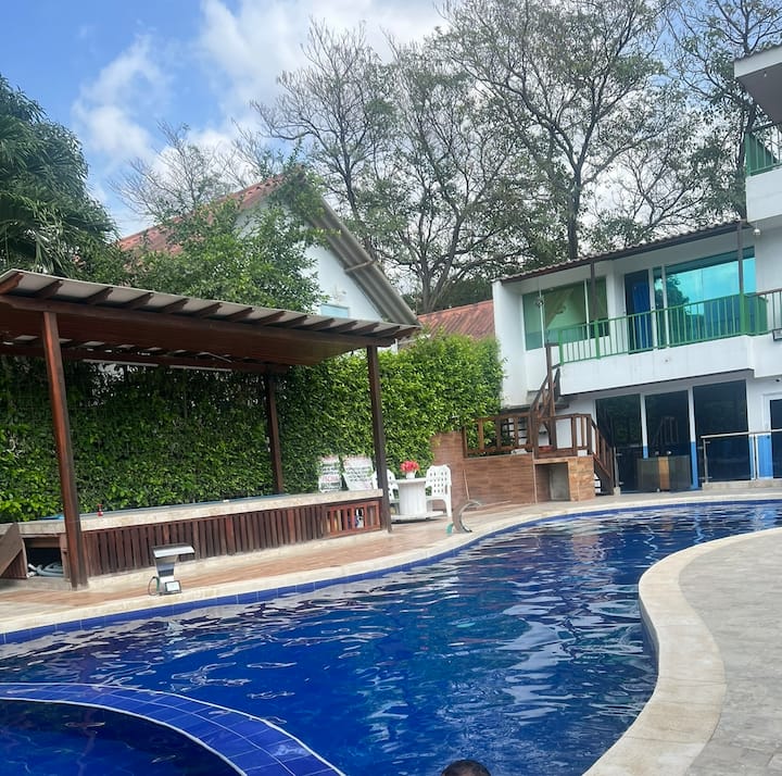 Hermosa Cabaña En Santa Marta - Santa Marta
