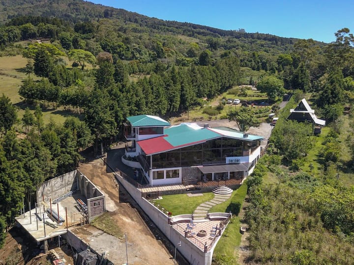 La Casa De San Isidro - Bajos del Toro