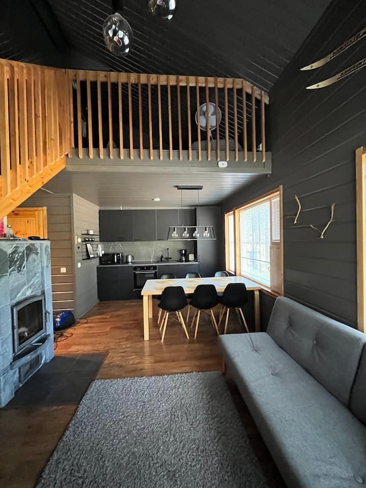 Tunnelmallinen Mökki Levillä - Finland