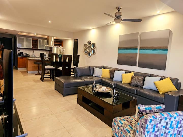 Apartamento Muy Lujos En Torre Península - Mazatlán