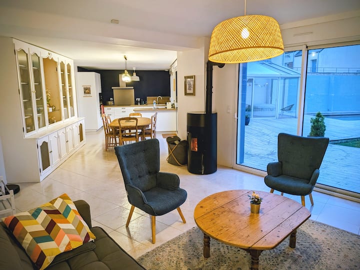 Ty Glaz- Piscine Chauffée Securisée -Plage 700m - Finistère