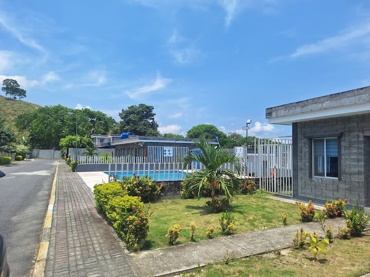 Casa Familiar De Playa - Atacames