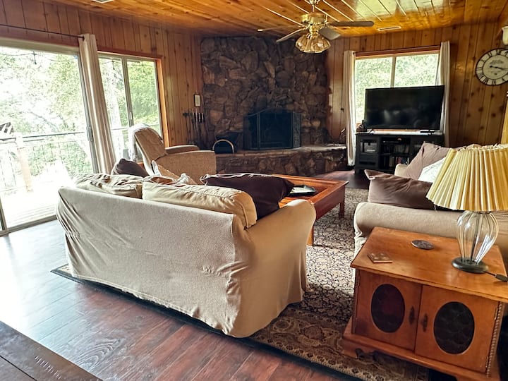 Tree Top Family Cabin - Julian, CA