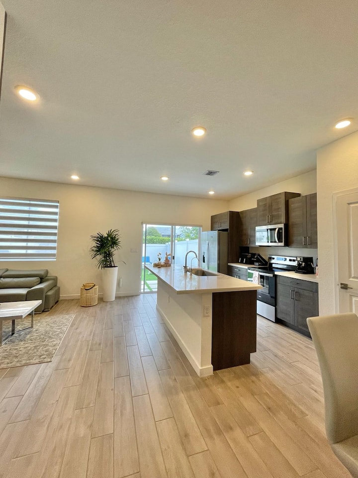 Casa De Lujo En Miami - Homestead, FL