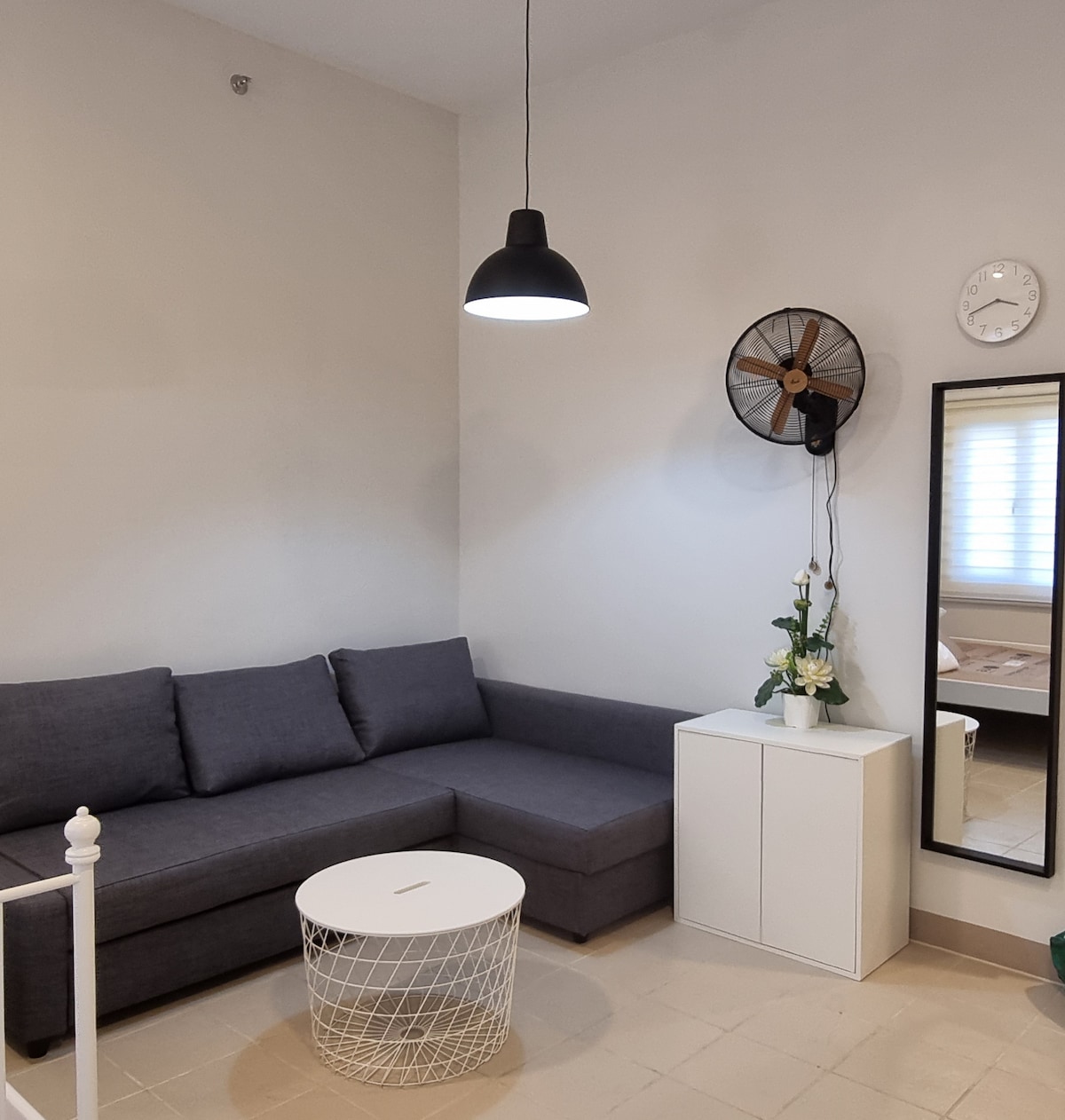 «Cozy Corner» @ Cheer SM Marilao - Bed and breakfasts en renta en ...