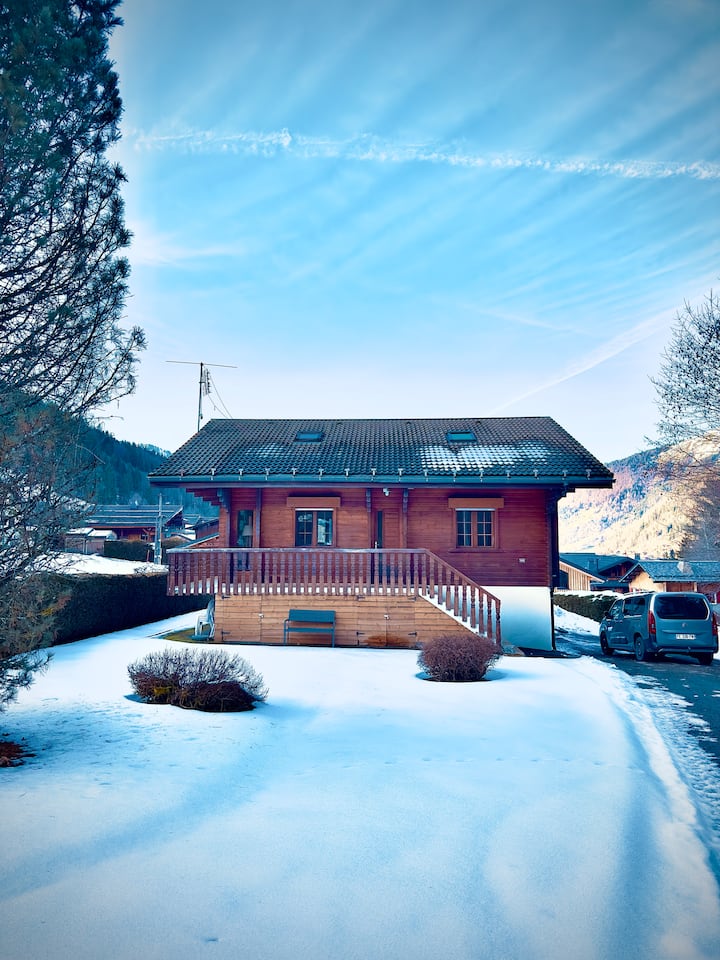 Morzine Traditional Ski Chalet - Les Fouines - Morzine
