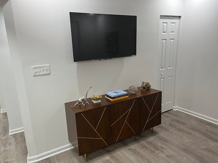 Dc Tranquil 2br W/ Laundry, Parking & Dishwasher - Kensington, MD