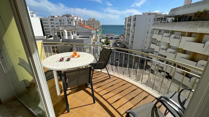 Apartamento Moderno Com Vista Para O Mar - Armação de Pêra