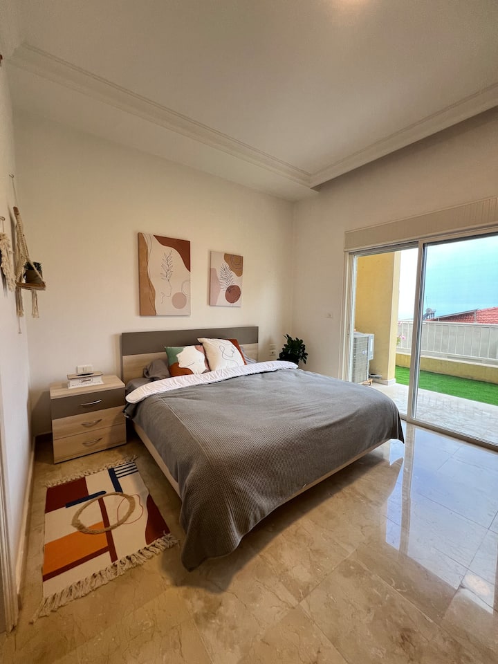 Boho Apartment With Private Garden, Sahel Alma - Libanon