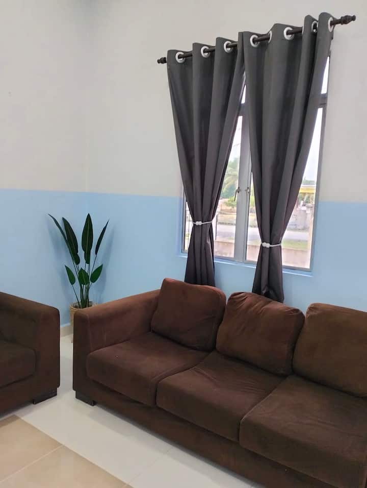 Semi D With Three Bedrooms - Kuala Dungun