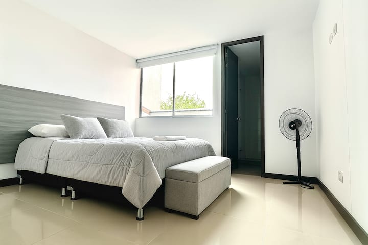 Apartamento Completo 2 Habitaciones, Laureles - Medellín