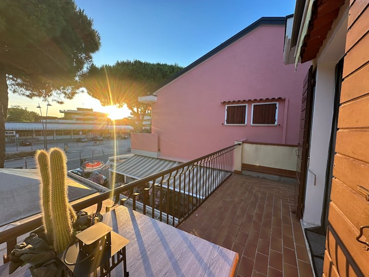 Appartamento Con Terrazza E 2+2 Posti Letto - Bibione