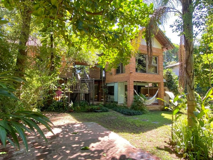 Casa Mágica A Pasos Del Club Náutico - Paraguay