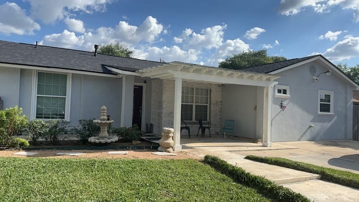 Spacious 3br Near Seaworld 3mi - Hill Country Retreat – San Antonio