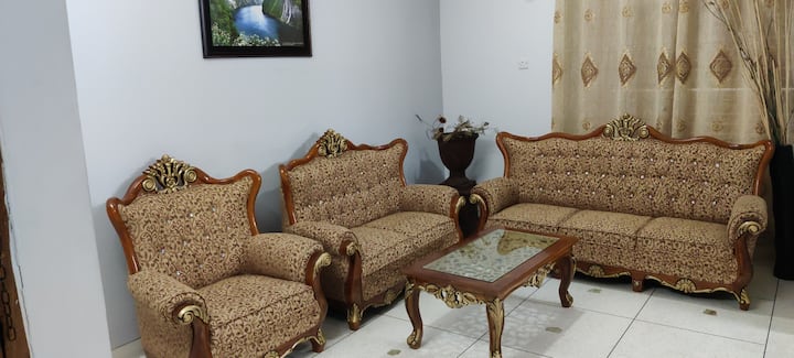 Fully Furnished Lake View Apartment Rent Dhanmondi - China