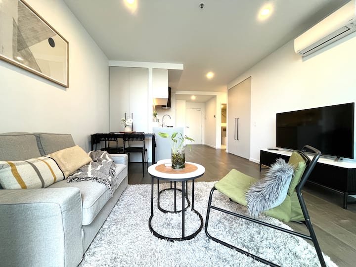 Box Hill Central 1b1b1c Big Living - Box Hill