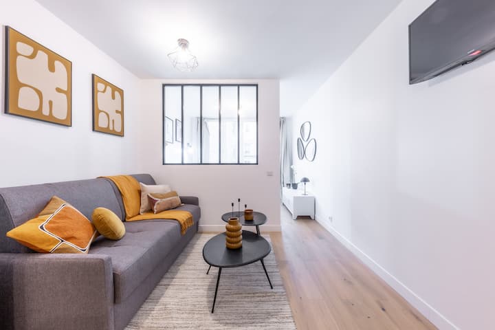 3 Stars | Stay In The Porte-dorée District Paris - Porte de Montreuil