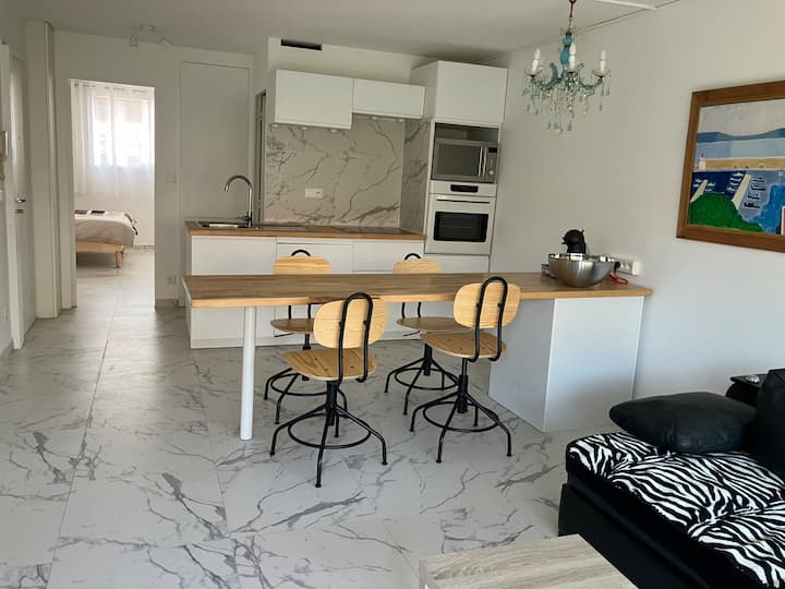 100 M De La Plage Et Restaurant - Vence