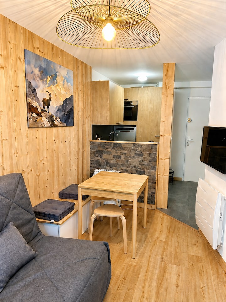 Chamonix Centre & Terrace, Renovated - Chamonix-Mont-Blanc