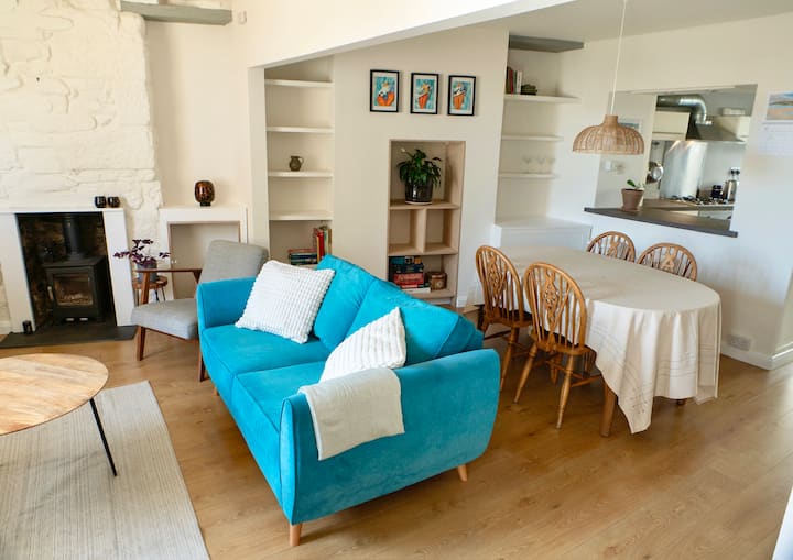 Scandi Inspired Central Townhouse - Penzance