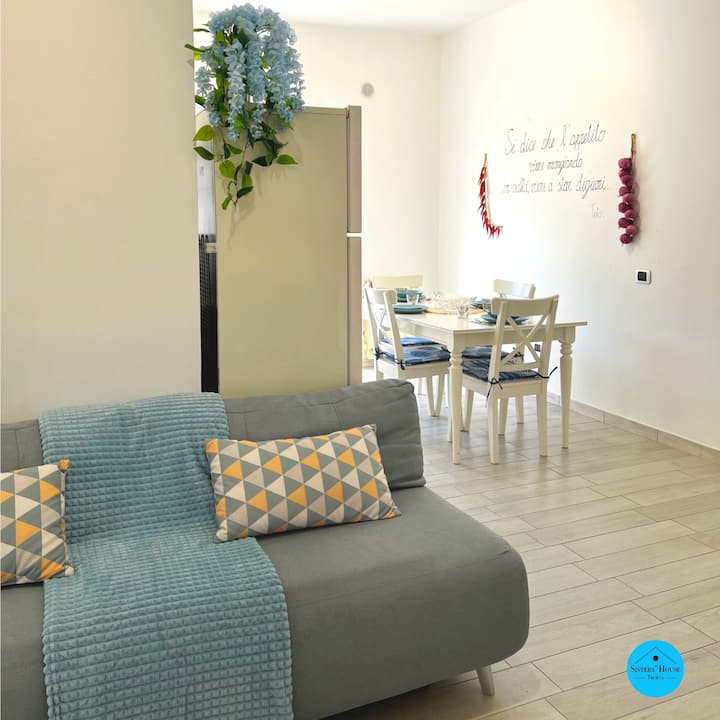 Sister’s House, With Free Parking Place - Tropea