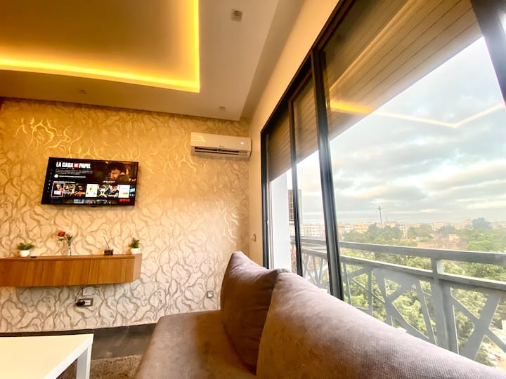 Luxury Studio Center Abdelmoumen-1min Tram -W/view - Casablanca