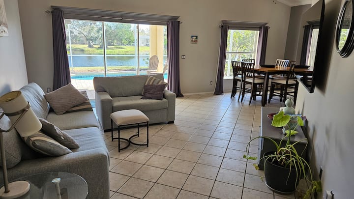 Free Heated Pool! | Minutes To Anna Maria Beaches - Bradenton, FL
