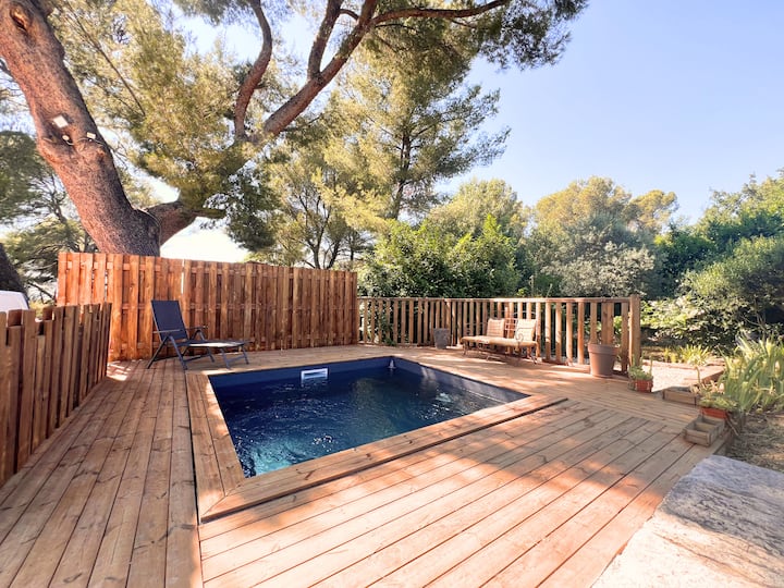 Mas Des Roses, En Campagne Aixoise Avec Piscine - Aix-en-Provence