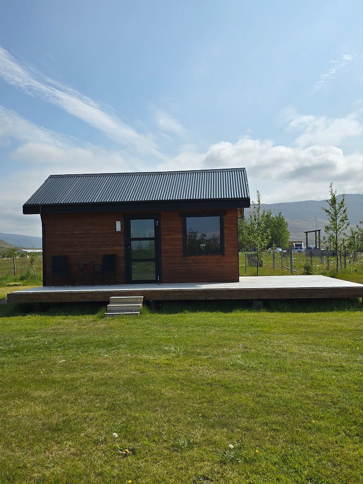 Stínukot. Nýtt Smáhýsi Nálægt Reykjavík. - Greenland