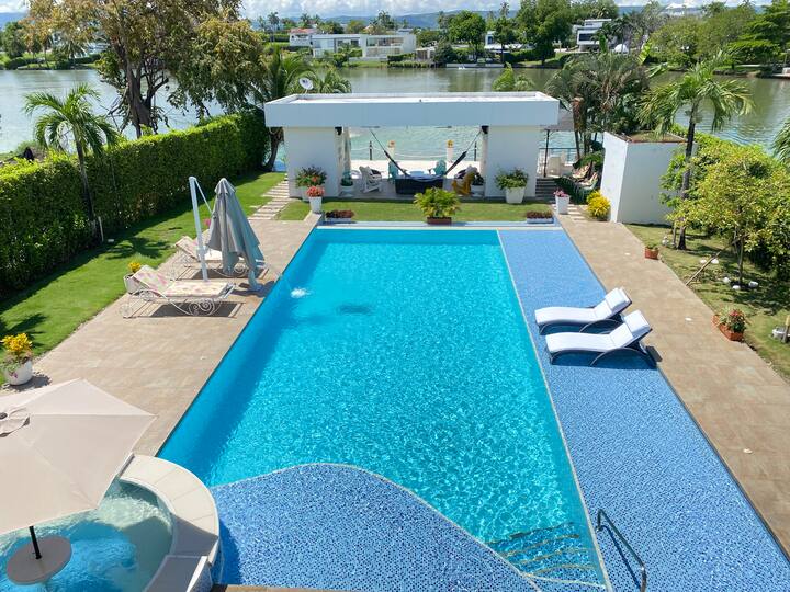 Elysian Haven Villa Top Rental Properties Lagos - Ricaurte