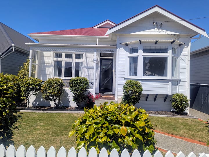 Cosy & Convenient In Kilbirnie - Wellington