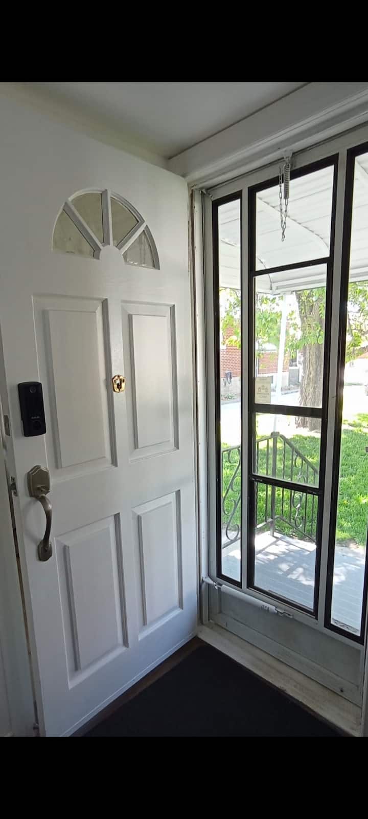 Entire  Home 2br Perfect  For Extended Stays - Windsor, ON, Canada