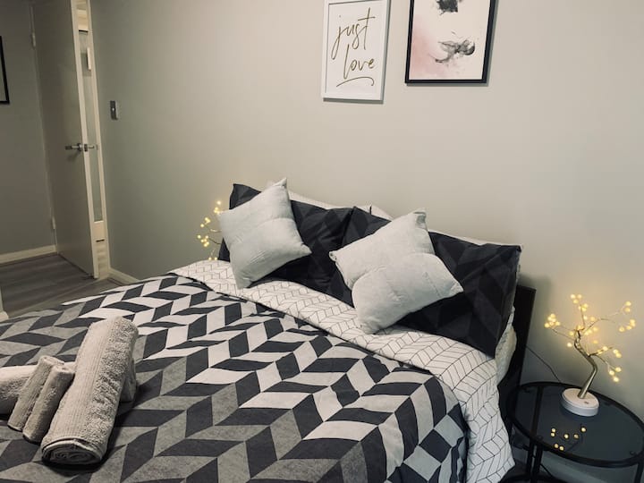 Comfortable Stay Near Olympic Park W/ Pool And Gym - Auburn